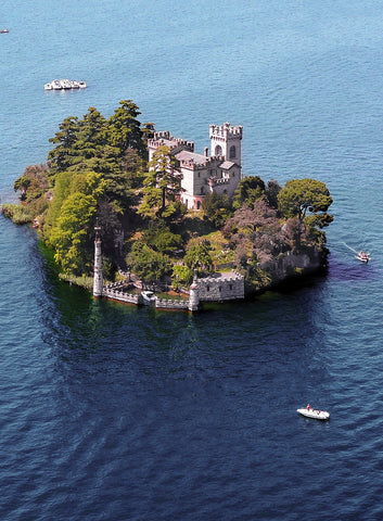 The World of Private Islands | Maps & More